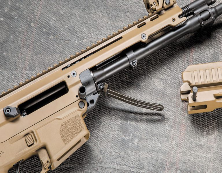 Гражданская штурмовая: Bushmaster ACR vs. FN SCAR - Мир увлечений ...